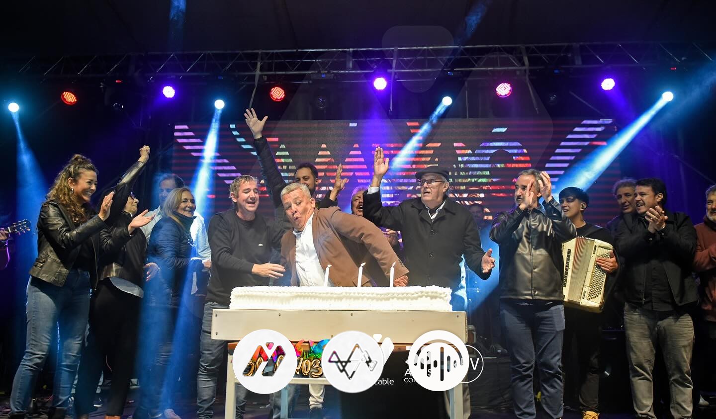 AMBOÉ CELEBRÓ SUS 30 AÑOS EN UNA EMOTIVA NOCHE MUSICAL - Radio Bella ...